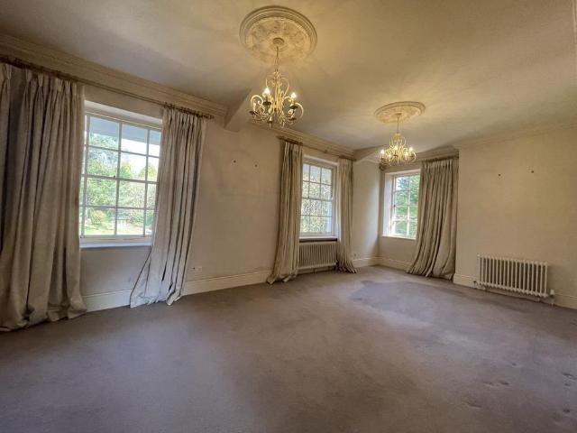 5 bedroom property to rent