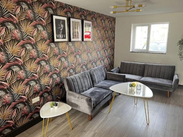 5 bedroom property to rent