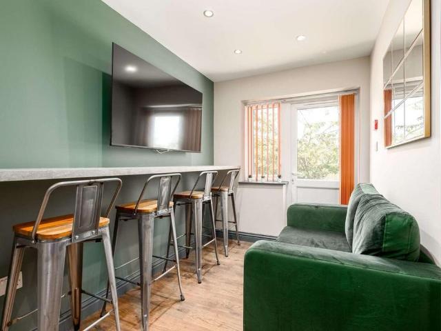 5 bedroom property to rent