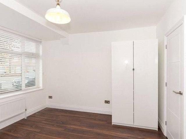 5 bedroom property to rent