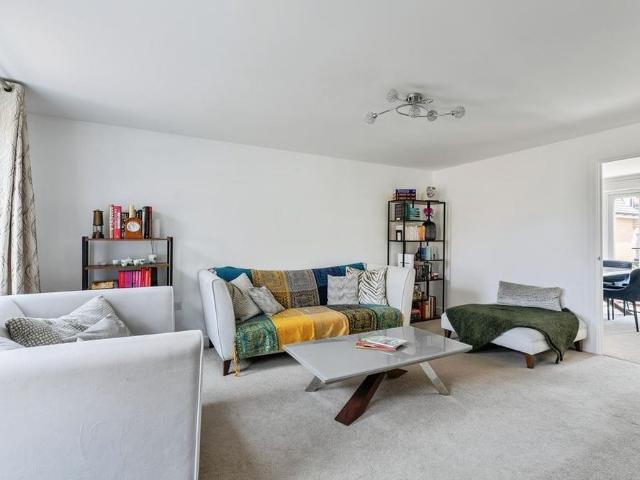 5 bedroom property to rent
