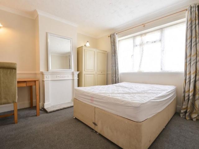 5 bedroom Property to rent