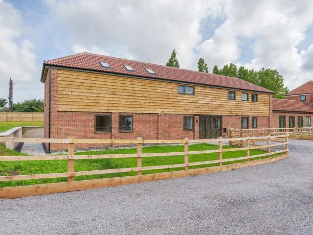 5 bedroom property to rent