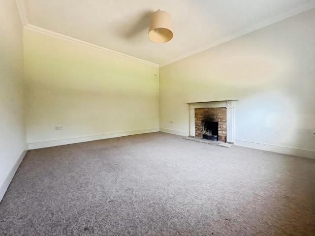 5 bedroom property to rent