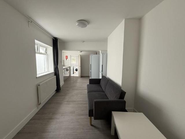 5 bedroom property to rent