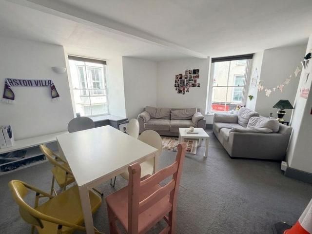 5 bedroom property to rent
