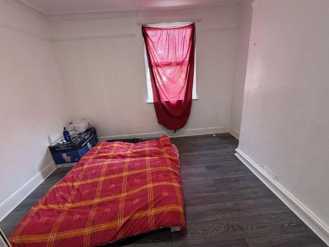 5 bedroom property to rent