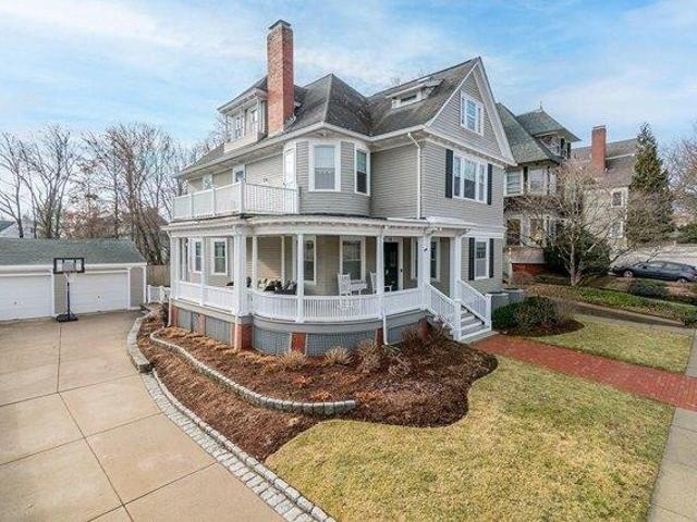 5 bedroom, Providence RI 02906 102447152