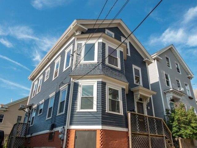 5 bedroom, Providence RI 02906 104852547