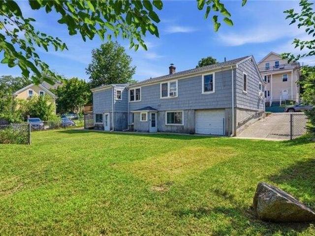5 bedroom, Providence RI 02908 105192687