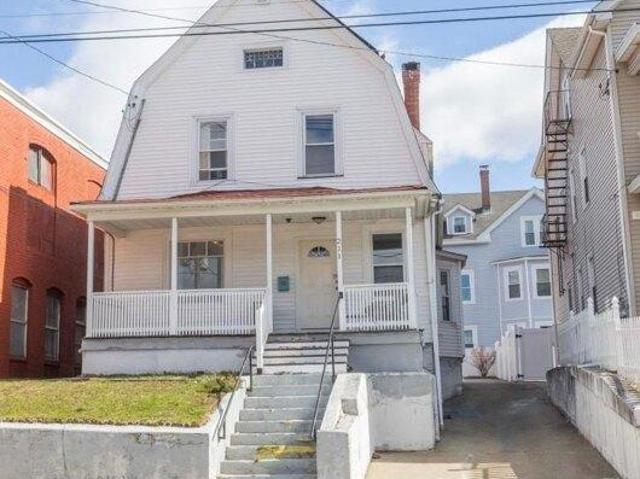 5 bedroom, Providence RI 02908 LS101603474
