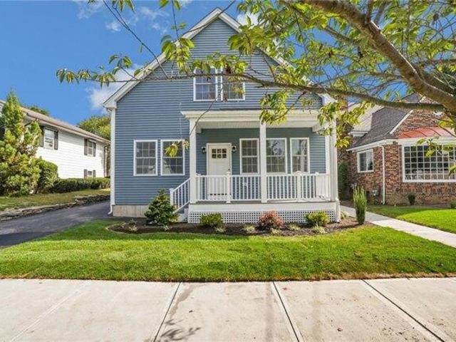 5 bedroom, Providence RI 02908 LS101604442