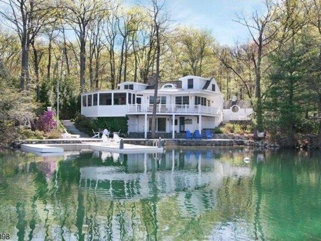 5 bedroom, Rockaway NJ 07435 102725917
