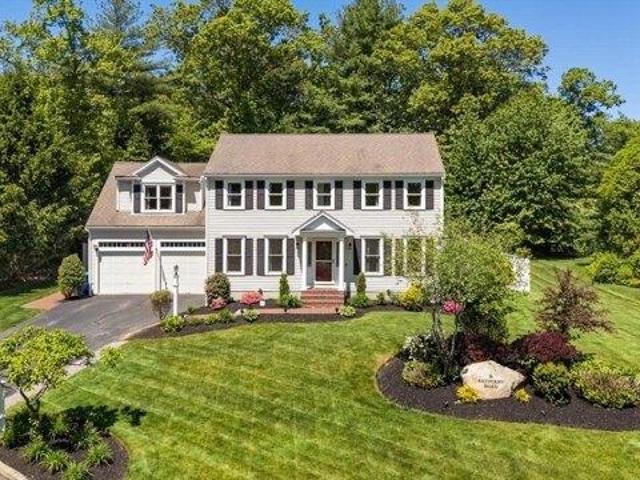 5 bedroom, Rockland MA 02370 104153540