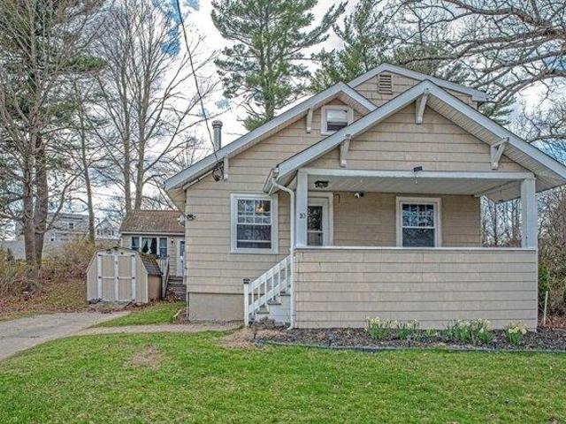 5 bedroom, Rockland MA 02370 LS102824865