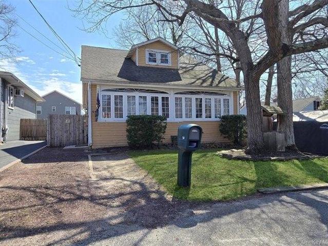 5 bedroom, Ronkonkoma NY 11779 104901419