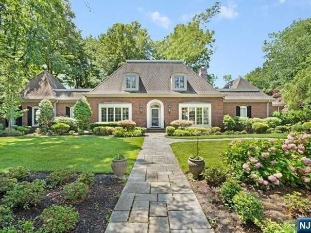 5 bedroom, Roseland NJ 07068 LS102213831