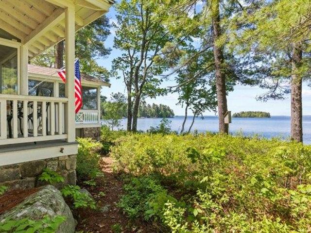 5 bedroom, Raymond ME 04071 105116992