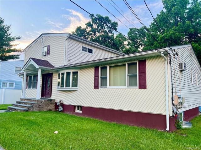 5 bedroom, Ramapo NY 10977 72692078