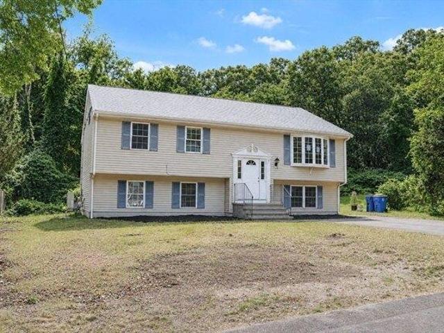 5 bedroom, Randolph MA 02368 105060605