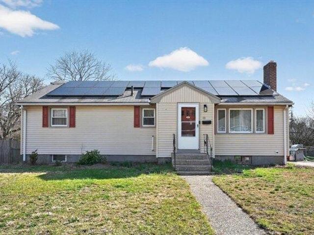 5 bedroom, Randolph MA 02368 LS101656787