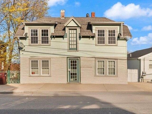 5 bedroom, Revere MA 02151 102370713