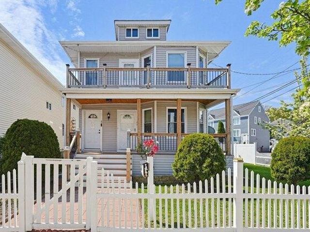 5 bedroom, Revere MA 02151 103070968