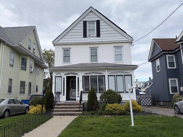 5 bedroom, Revere MA 02151 103127054