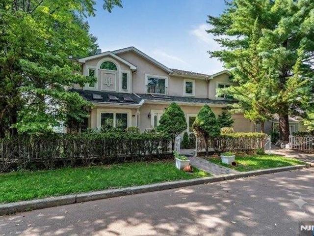 5 bedroom, Ridgefield NJ 07657 105158607
