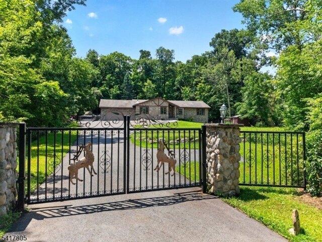 5 bedroom, Ringwood NJ 07456 105125177