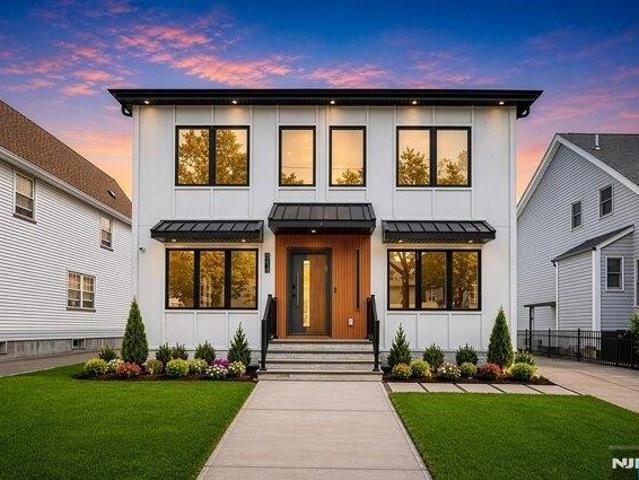 5 bedroom, Rutherford NJ 07070 104478599