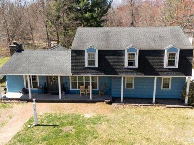 5 bedroom, Wolcott CT 06716 LS102218197