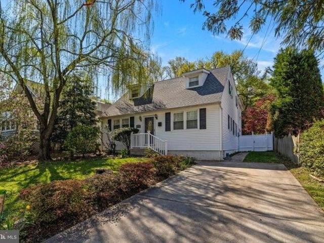 5 bedroom, Woodbury Heights NJ 08097 102313235