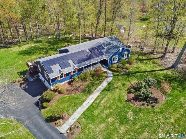 5 bedroom, Woodbridge CT 06525 102215482