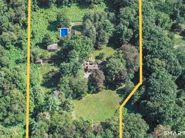 5 bedroom, Woodbridge CT 06525 LS102282270