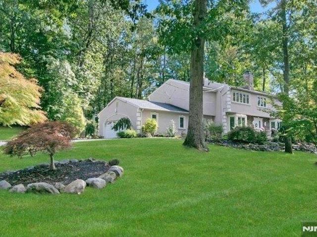 5 bedroom, Woodcliff Lake NJ 07677 102566034