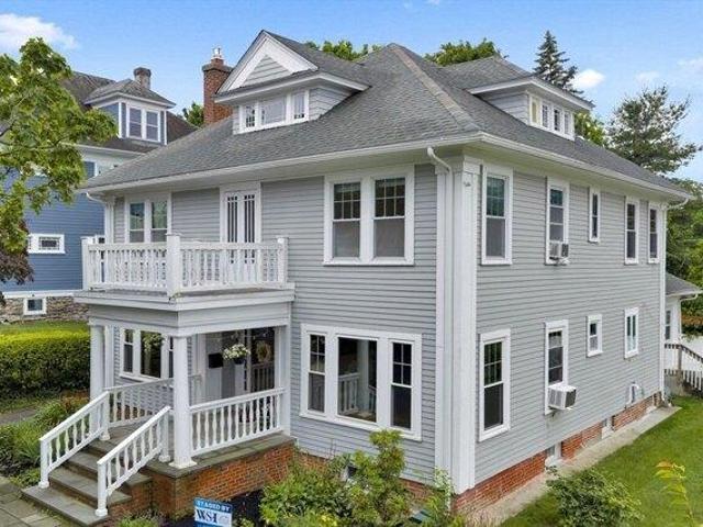 5 bedroom, Worcester MA 01602 104007522