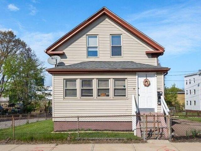 5 bedroom, Worcester MA 01603 102412520