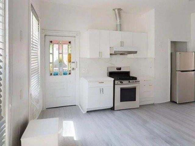 5 bedroom, Worcester MA 01610 104351170
