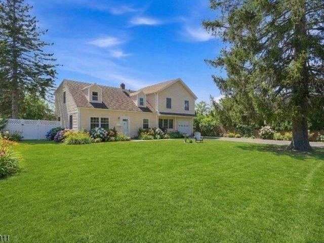 5 bedroom, Wayne NJ 07470 LS102775416