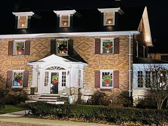 5 bedroom, Wakefield MA 01880 102343846