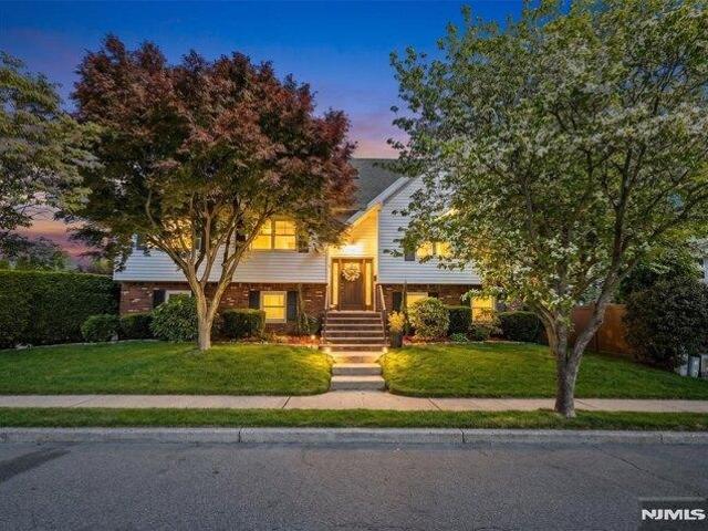 5 bedroom, Wallington NJ 07057 LS102564799