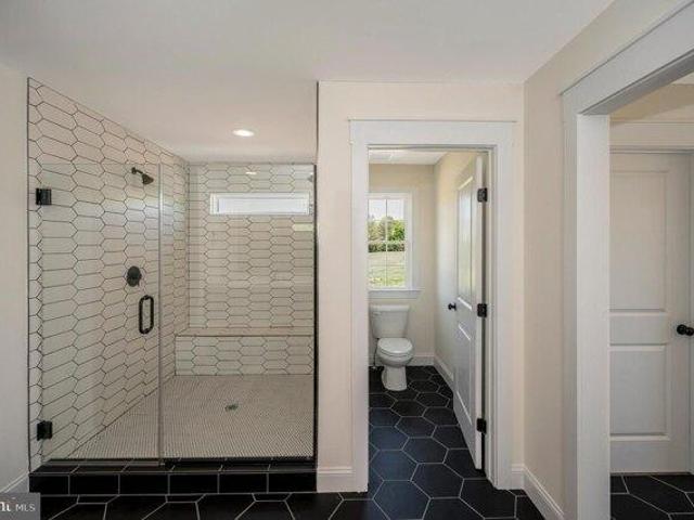 5 bedroom, Warrenton VA 20187 103605313
