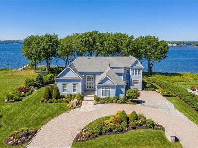 5 bedroom, Warwick RI 02889 LS102216637