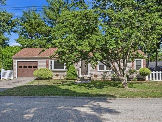 5 bedroom, Warwick RI 02818 105080416
