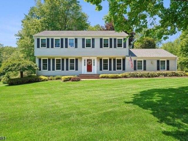 5 bedroom, Washington Township NJ 07853 LS102724532