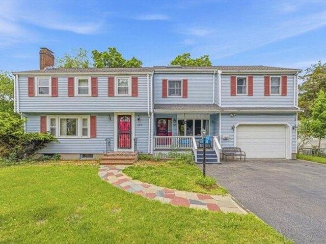 5 bedroom, Weymouth MA 02188 103710125
