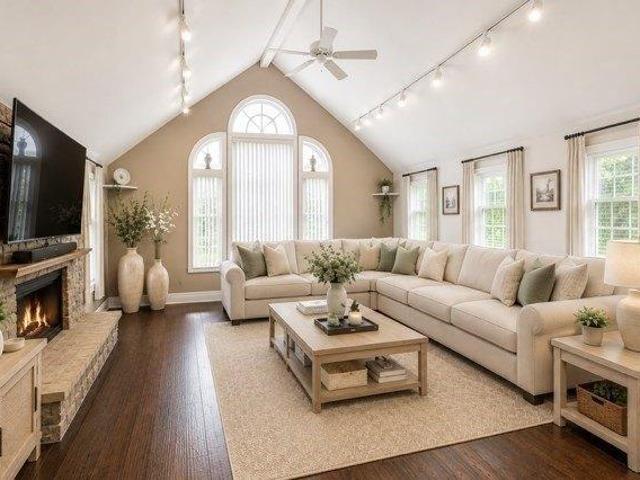 5 bedroom, Weymouth MA 02190 104790826