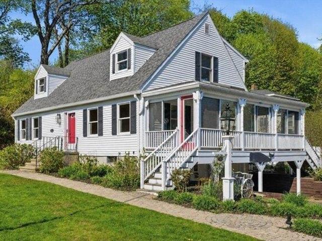 5 bedroom, Weymouth MA 02191 104655166
