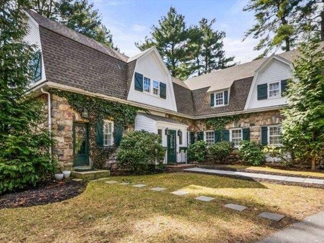 5 bedroom, Wellesley MA 02482 LS103124899